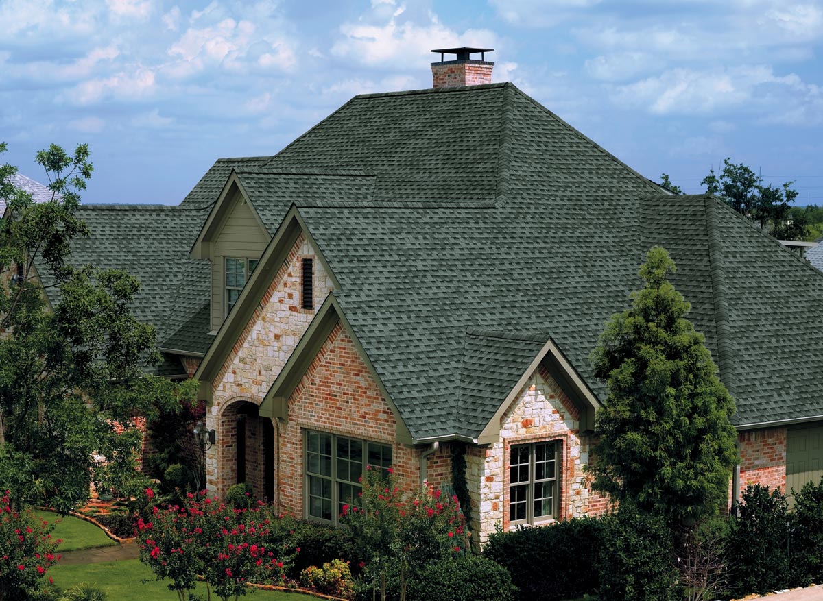 How to Measure a Roof for Shingles (incl. Bundle Amount)
